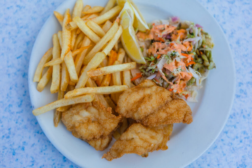 Best Places to Eat on Highway 1 - Highway 1 Road Trip